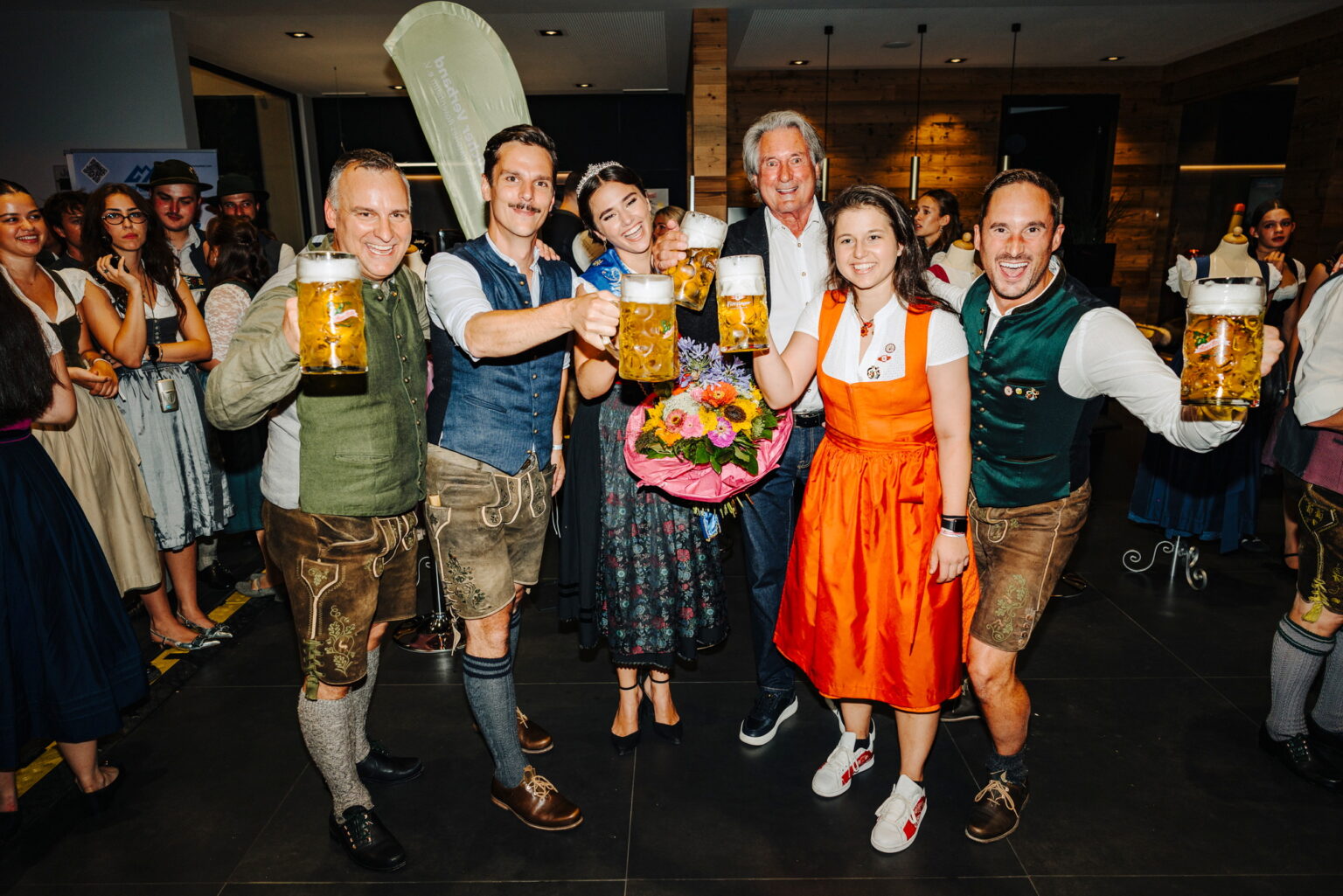 Eva Maria Bachmaier ist Miss Herbstfest 2025 – Samerberger Nachrichten